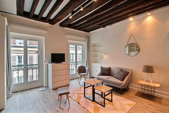 Provence Opéra, Paris ème arrondissement : Appartement 1 pièce à louer