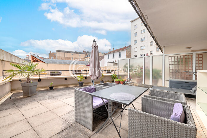 Limoges, Centre-ville, Hôtel de Ville, Emailleurs : Appartement 2 pièces à vendre