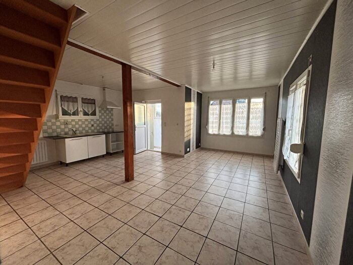 Appartement à louer - Saint-Gobain - 3 pièces - 2 chambres