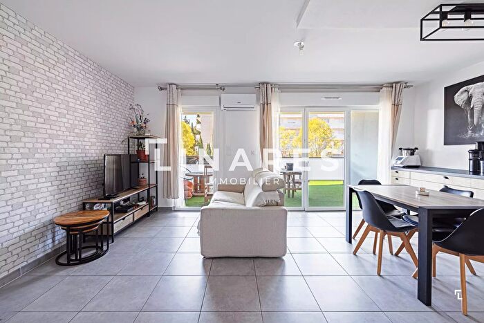 Appartement à vendre - Marseille e , Les Caillols - 3 pièces - 2 chambres