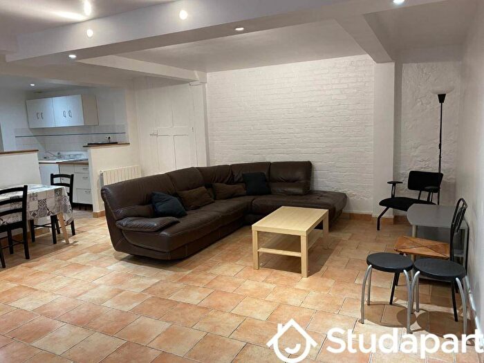 Appartement à louer - Vieux Marché-Cathédrale, Rouen - 4 pièces - 3 chambres