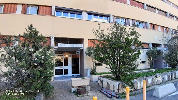 Appartement à vendre - Marseille e , Saint-Antoine - 3 pièces - 2 chambres