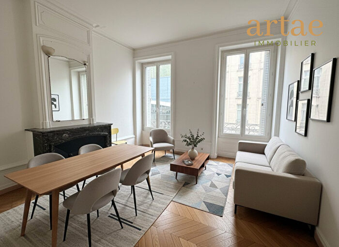Appartement à vendre - Écully, Chalier, Valvert - 3 pièces - 2 chambres