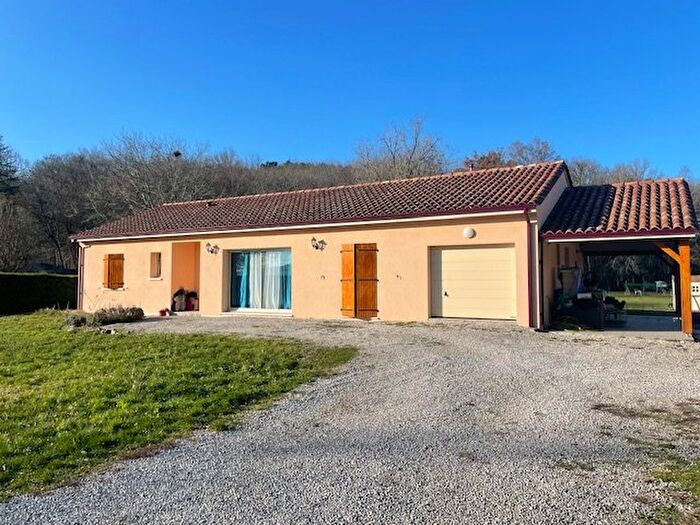 Maison 4 pièces à Antonne-et-Trigonant, à vendre
