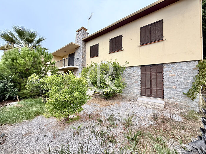 Maison 6 pièces à Hyères, Pyanet, à vendre