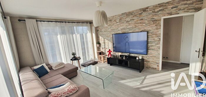 Appartement à vendre - Livry-Gargan, Centre-ville - 3 pièces - 2 chambres