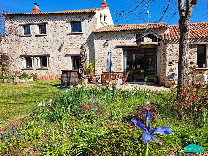 La Limouzinière - Maison 9 pièces à vendre