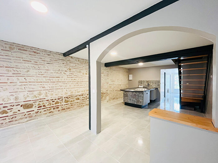 Maison à vendre - Sainte-Livrade-sur-Lot - 4 pièces - 3 chambres