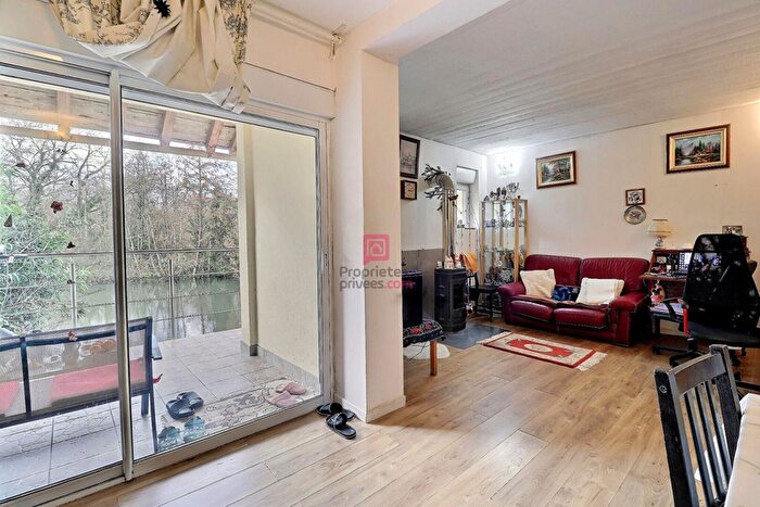 Maison à vendre - Ballancourt-sur-Essonne - 6 pièces - 4 chambres