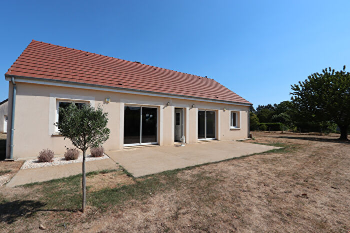 Maison 4 pièces à Varennes-lès-Narcy, à louer