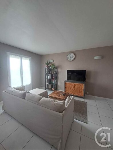 Appartement 3 pièces à louer à La Chapelle-Saint-Luc, Chantereigne, Montvilliers