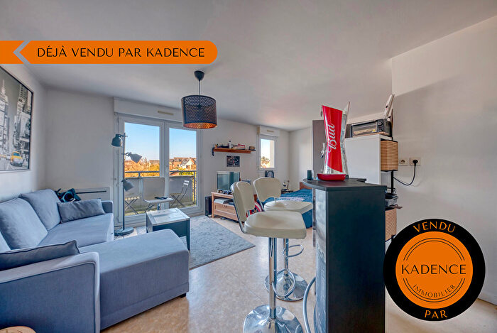 Appartement à vendre - Quartiers Nord-Est, Jeanne dArc - 1 pièce