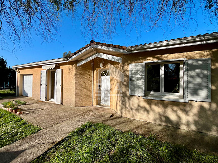 Maison à vendre - Saint-Pierre-du-Mont - 5 pièces - 3 chambres