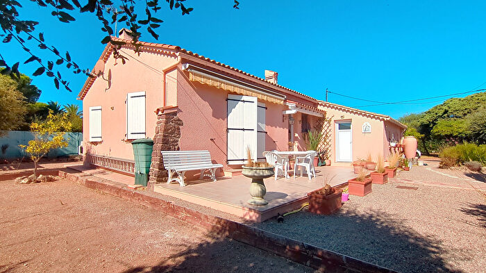 Maison à vendre - Fréjus, Saint-Aygulf - 4 pièces - 3 chambres