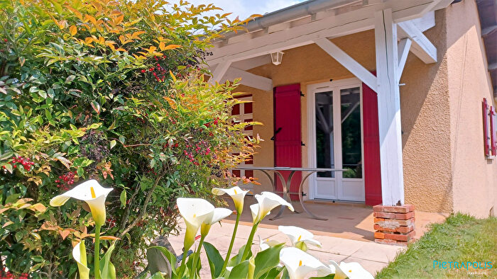 Maison à vendre - Bâgé-la-Ville - 6 pièces - 3 chambres