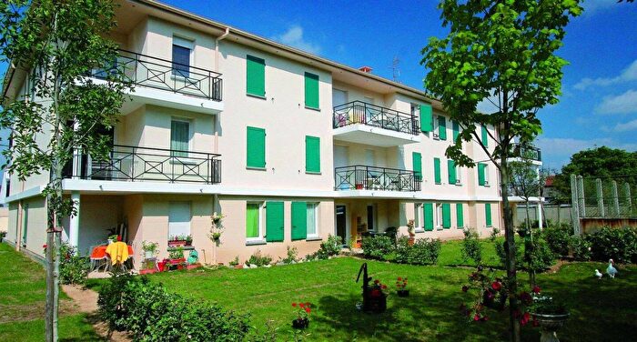 Appartement à louer - Saint Exupery, Mantes-la-Jolie - 3 pièces - 2 chambres