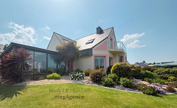 Maison 7 pièces à Saint-Quay-Perros, à vendre