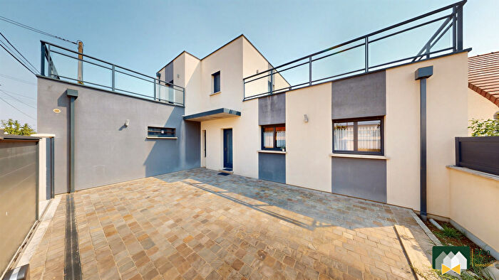 Maison 5 pièces à Vernouillet, à vendre