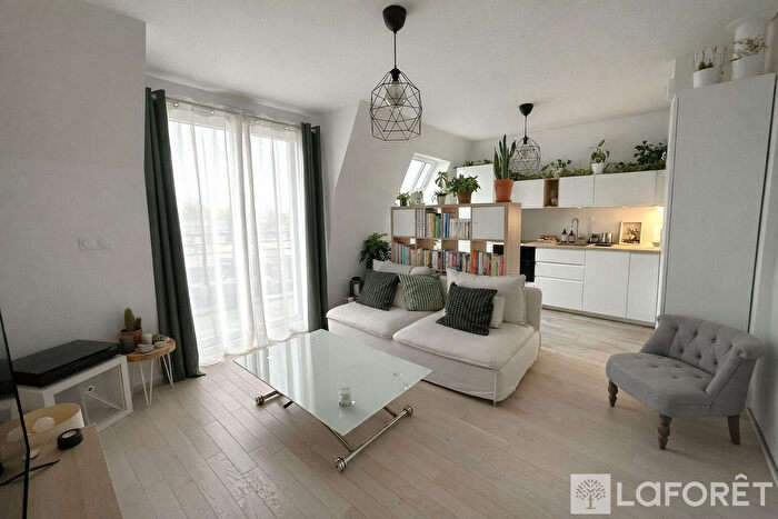 Appartement à vendre - Sèvres, Les Bruyères - 2 pièces - 1 chambre