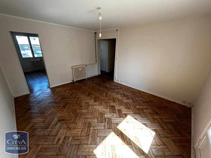 Cholet, Lorraine : Appartement 4 pièces à louer