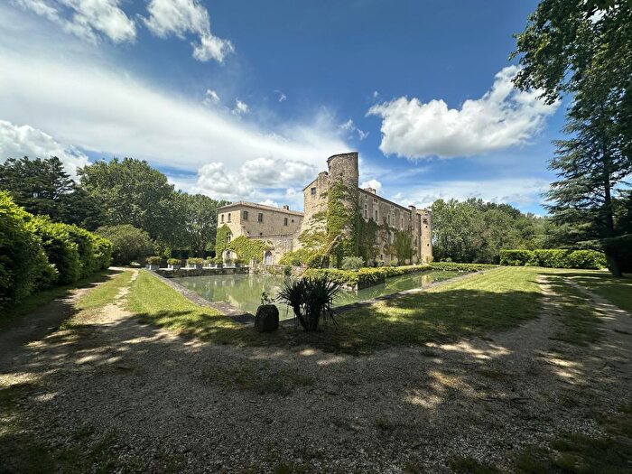 Avignon, Croix des Oiseaux : Appartement 4 pièces à vendre