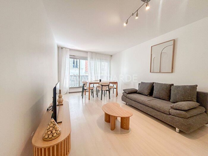 Appartement 2 pièces à Auteuil Sud, Paris ème arrondissement, à louer