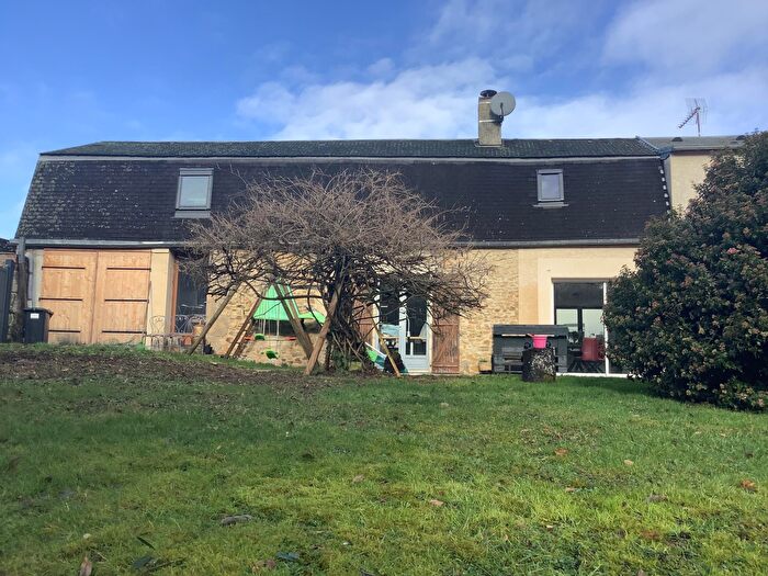 Maison à vendre - Clermont - 7 pièces - 5 chambres