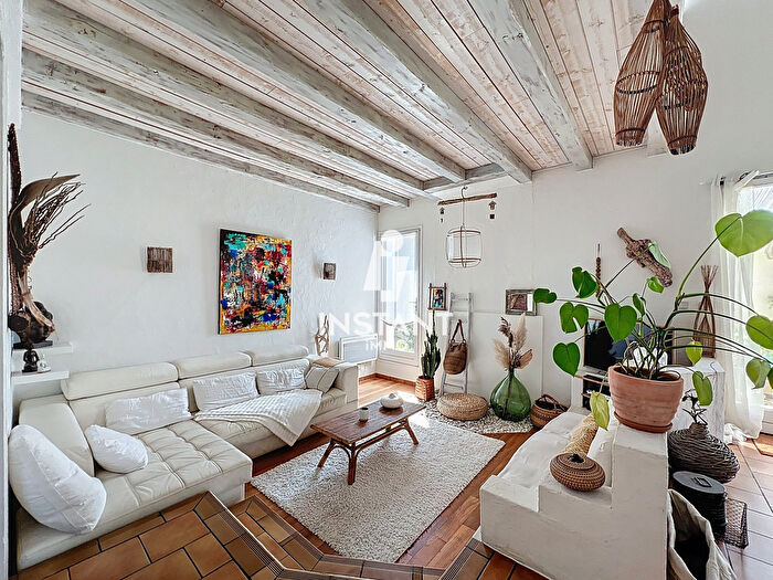 Maison 8 pièces à vendre à Sainte-Geneviève-des-Bois, Hôtel de Ville