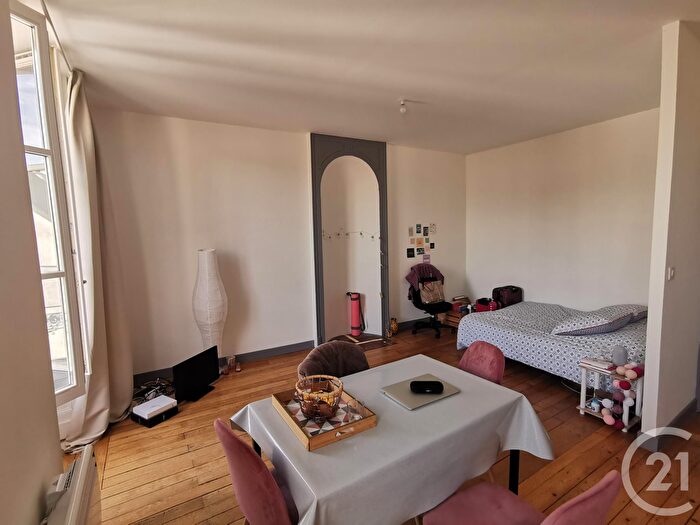 Appartement 1 pièce à Besançon, Boucle, Chapelle des Buis, à louer