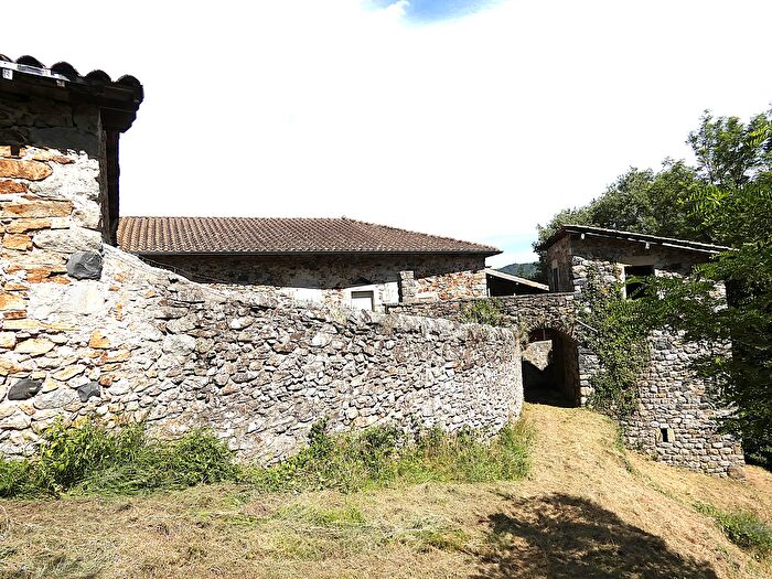 Lalevade-d'Ardèche : Maison à vendre