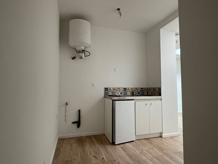 Appartement à louer - Centre Ville, Amiens - 1 pièce