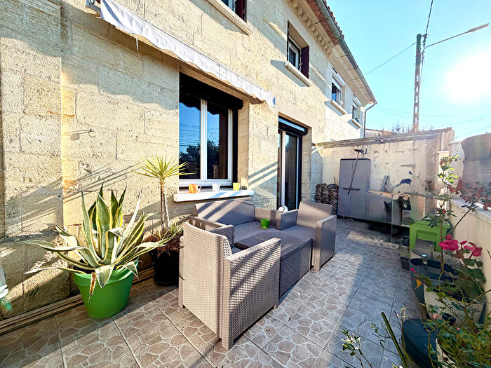 Saint-Denis-de-Pile : Maison 5 pièces à vendre