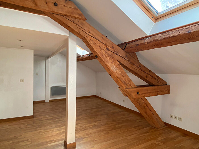 Bourg-en-Bresse, Centre, Brou, Baudières : Appartement 1 pièce à louer