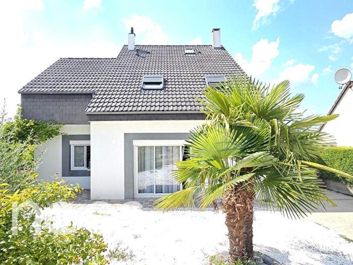 Maison 5 pièces à Saint-Doulchard, à vendre