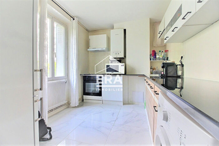 Appartement 3 pièces à vendre - Lîle-Saint-Denis, Centre Sud