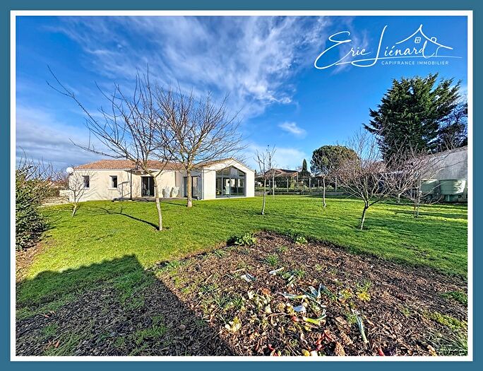 Maison à vendre - Nanteuil - 6 pièces - 4 chambres