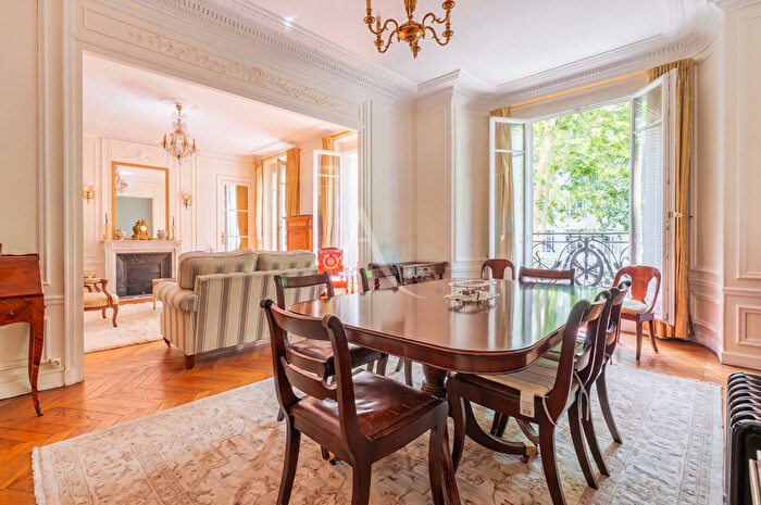 Appartement 6 pièces à Paris 7ème, Breteuil, à vendre