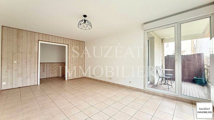 Appartement à louer - Petit Chatenay, Châtenay-Malabry - 4 pièces - 3 chambres