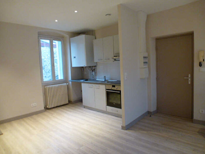 Appartement 3 pièces à Oyonnax, Centre-ville, Niermes, Geilles, Croix Rousse, à louer