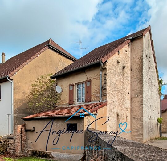 Cesancey : Maison 2 pièces à vendre