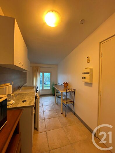 Appartement à louer - Suèvres - 1 pièce