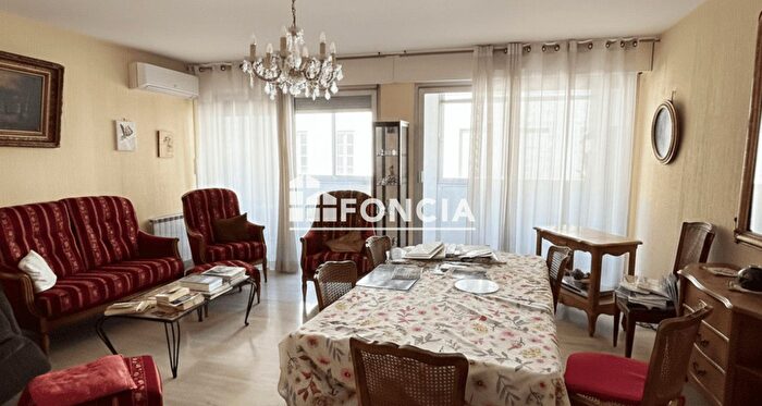 Appartement à vendre - Avignon, Palais des Papes, Zone Piétonne - 5 pièces - 4 chambres