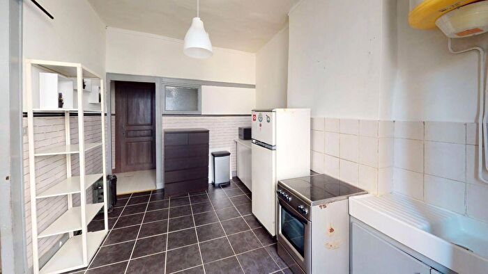 Appartement à louer - Hyper Centre-Vieille Ville, Saint-Étienne - 2 pièces - 1 chambre