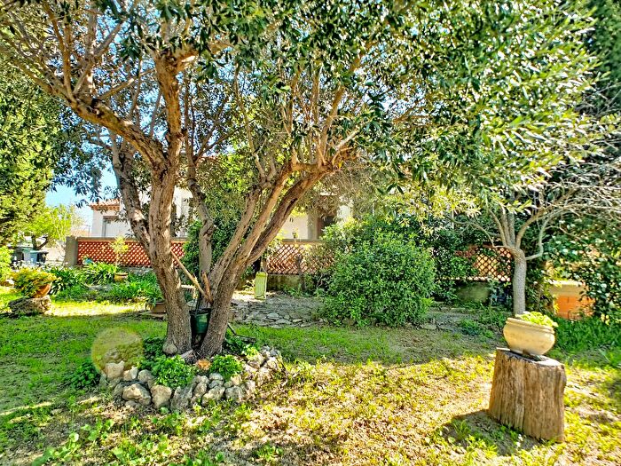 Maison à vendre - Quarante - 5 pièces - 3 chambres