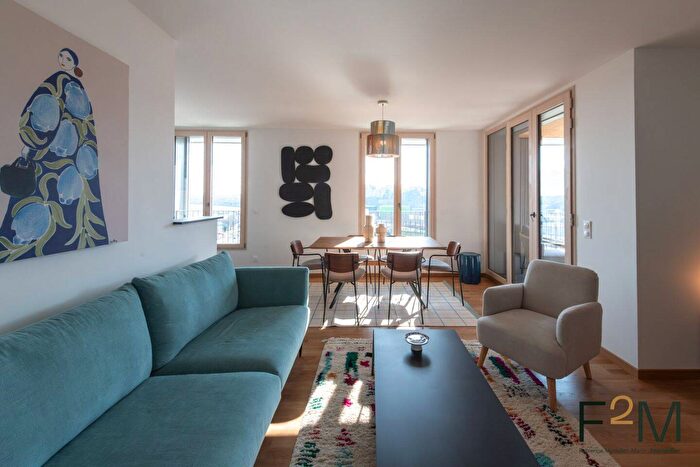 Lyon ème arrondissement - Appartement 4 pièces à louer