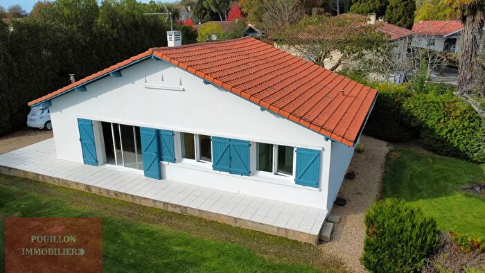 Maison à vendre - Pouillon - 5 pièces - 4 chambres