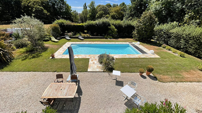 Maison 6 pièces à Belleville-sur-Vie, à vendre