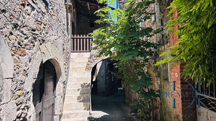 Maison à vendre - Allègre-les-Fumades - 4 pièces - 2 chambres