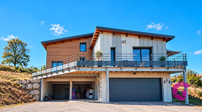 Maison 5 pièces à Lapte, à vendre