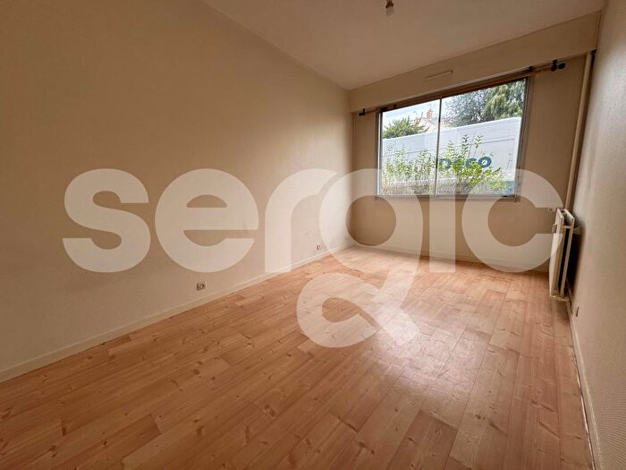 Appartement à louer - Orléans, Dunois, Châteaudun - 1 pièce